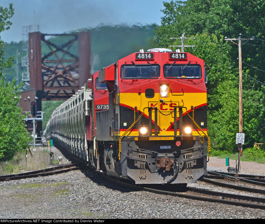 KCS 4814, CP's Tomah Sub.
